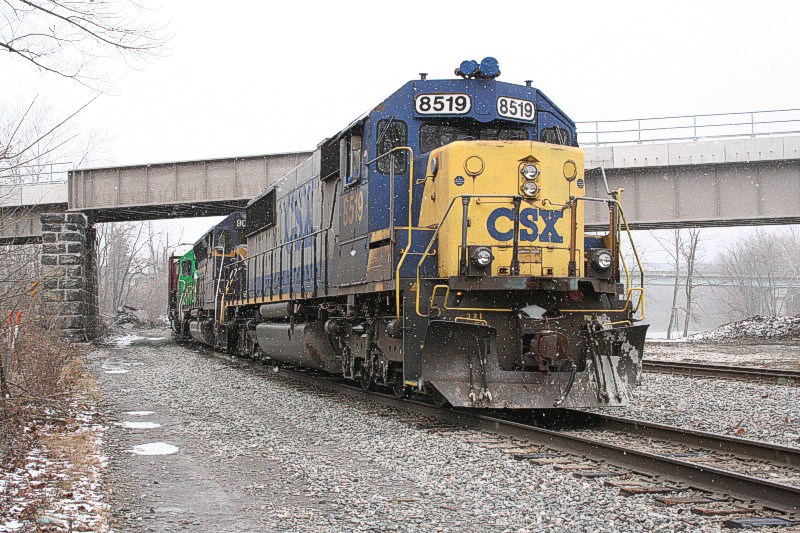 CSX 8519